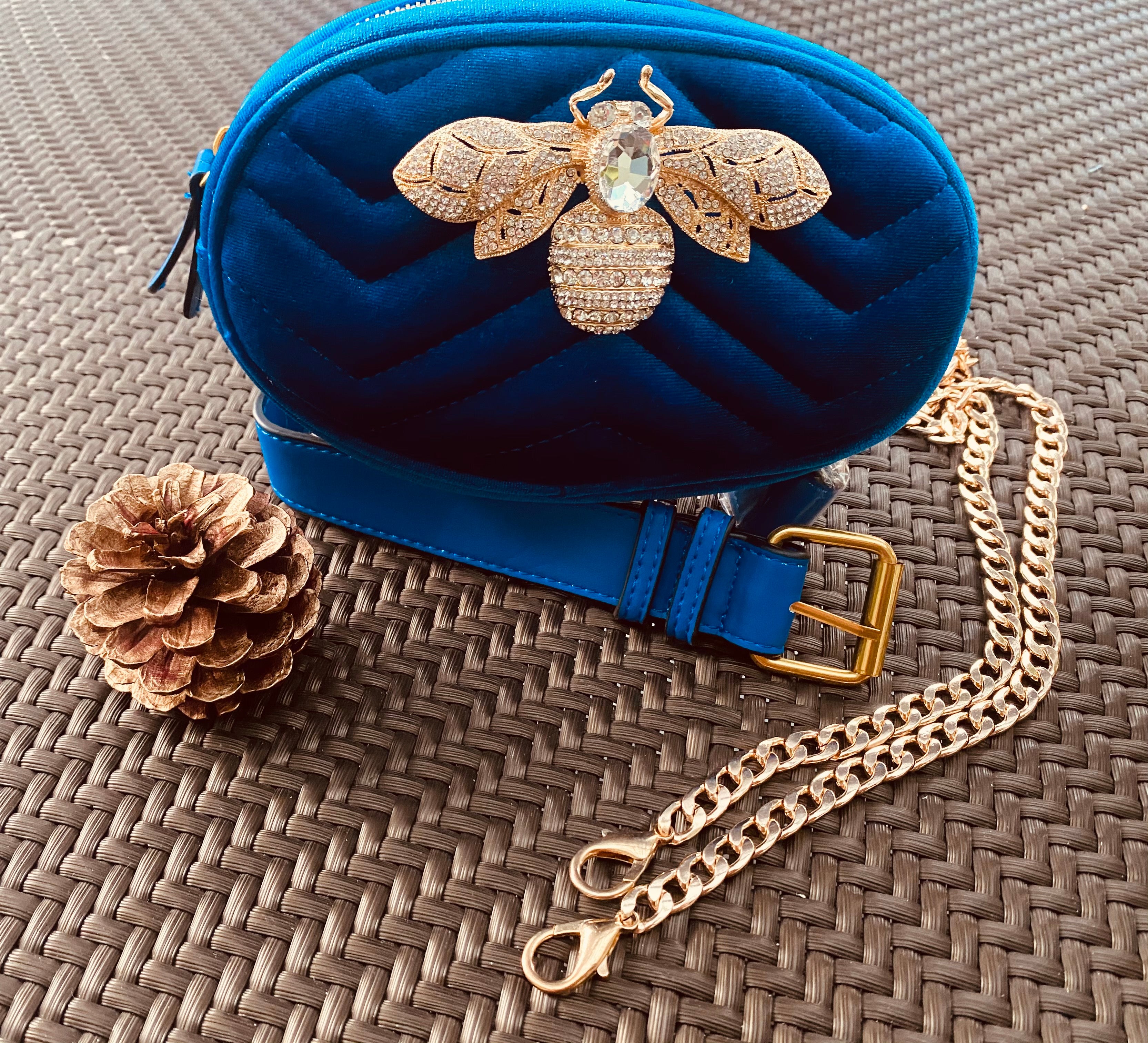 Velvet Crystal Bee – BlingedOfficial